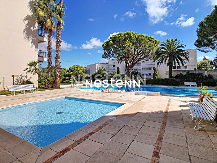 Appartement à vendre - Vallauris, Golfe Juan, Vieux Port - 1 pièce