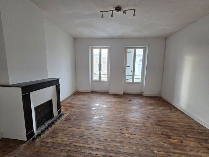 Appartement à louer - Montguyon - 1 pièce - 1 chambre