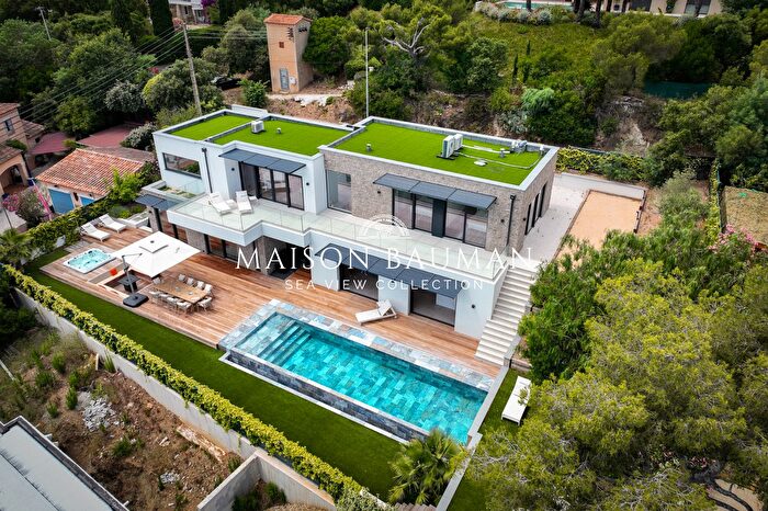 Maison 5 pièces à vendre - Roquebrune-sur-Argens, Les Issambres, La Vigie, Les Dolmens, Plages, Calanques