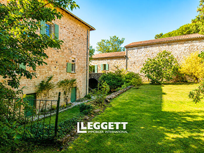 Maison 10 pièces à vendre à Ruoms