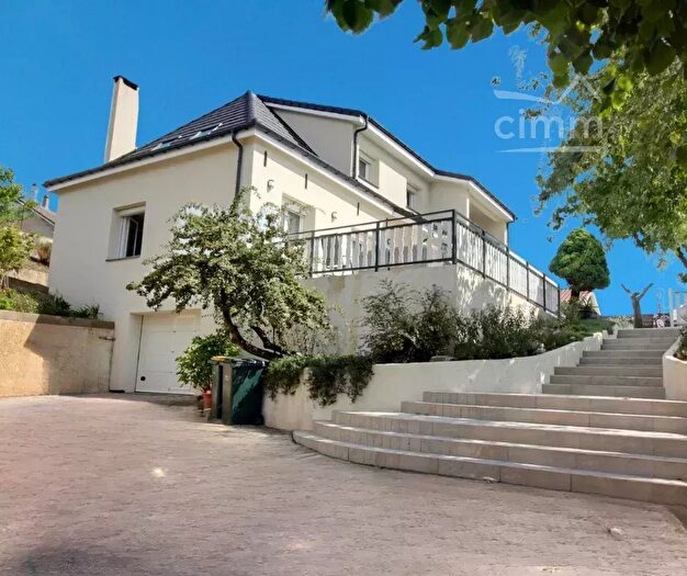 Maison à vendre - Chanas - 4 pièces - 4 chambres