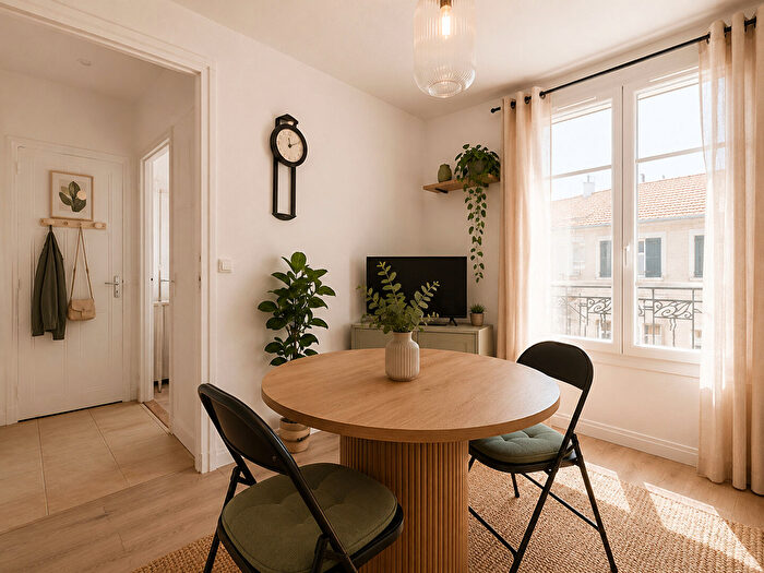 Asnières-sur-Seine, Gresillons, Voltaire : Appartement 1 pièce à vendre