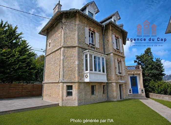 Maison 6 pièces à Bernières-sur-Mer, à vendre