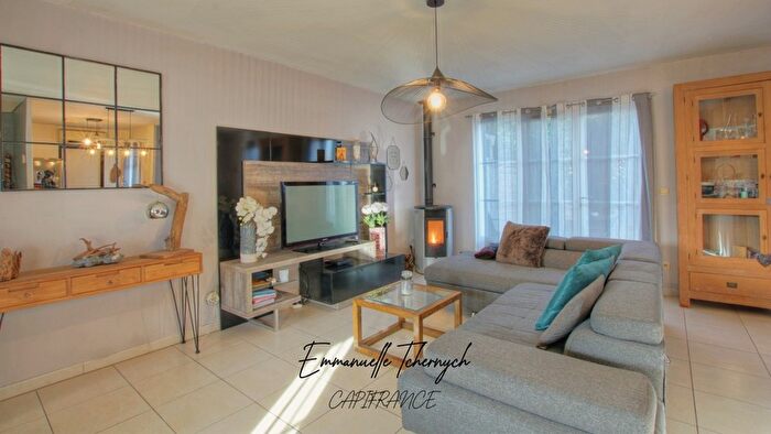 Maison à vendre - Pélissanne - 4 pièces - 3 chambres