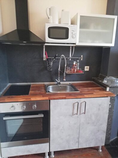 Appartement à louer - Carcassonne - 2 pièces - 1 chambre