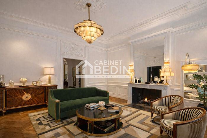 Appartement à vendre - Toulouse, Saint-Etienne - 3 pièces - 2 chambres