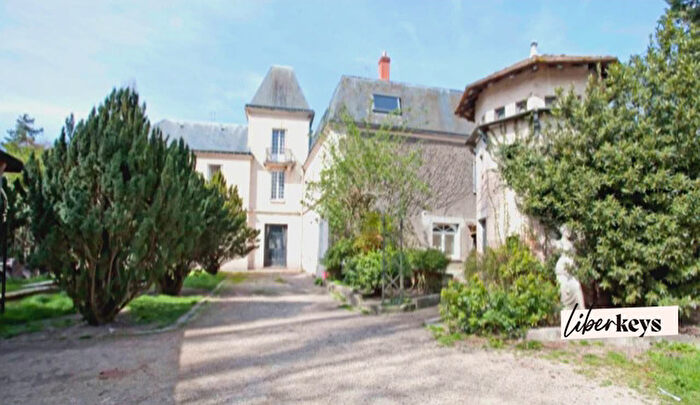 Maison 16 pièces à vendre - Saint-Chéron