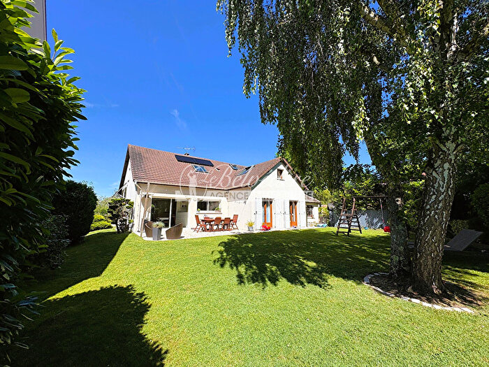 Saint-Prix : Maison 6 pièces à vendre