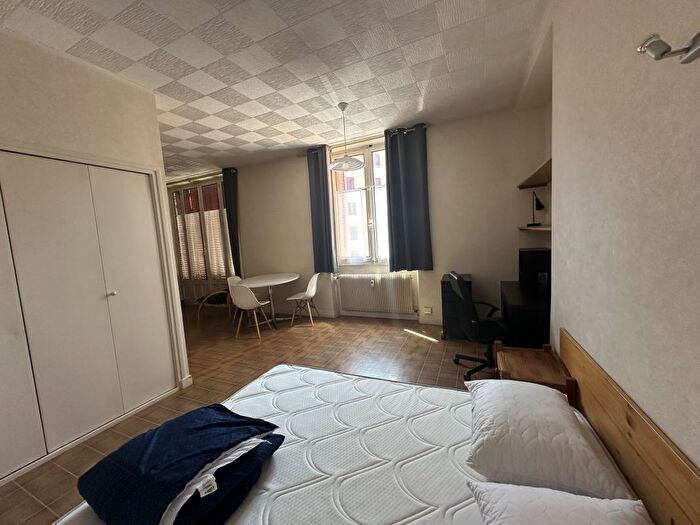 Chambéry, Centre-ville - Appartement 1 pièce à louer