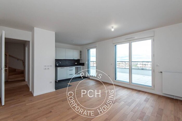Appartement à louer - Faubourg de lArche, Courbevoie - 4 pièces - 3 chambres