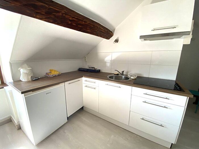 Appartement à louer - Moret Loing et Orvanne - 1 pièce