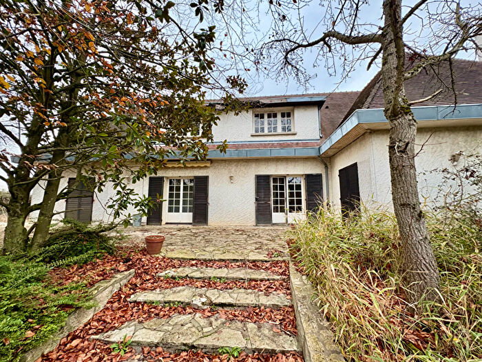 Beynes - Maison 8 pièces à vendre