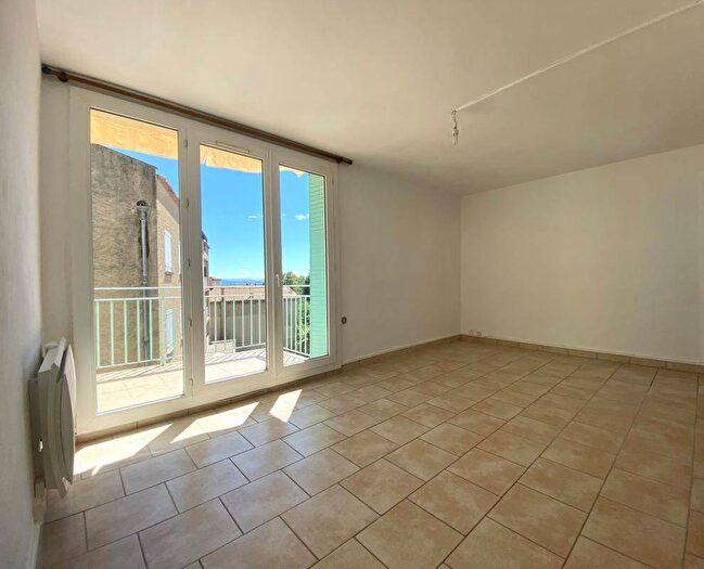 La Burliere Luquece, Manosque : Appartement 2 pièces à louer