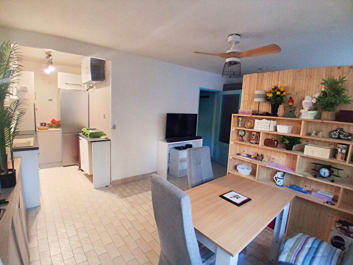 Appartement à vendre - Toulon, Champs-de-Mars - 1 pièce