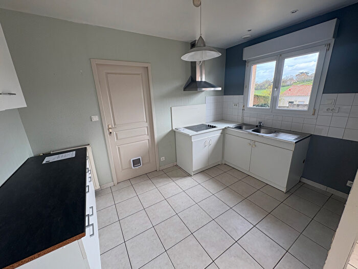 Maison à louer - Mauléon - 4 pièces - 3 chambres