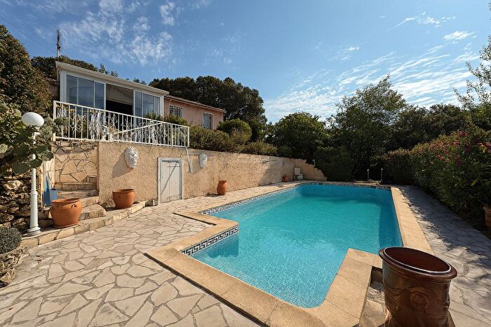 Maison à vendre - Faugères - 6 pièces - 4 chambres