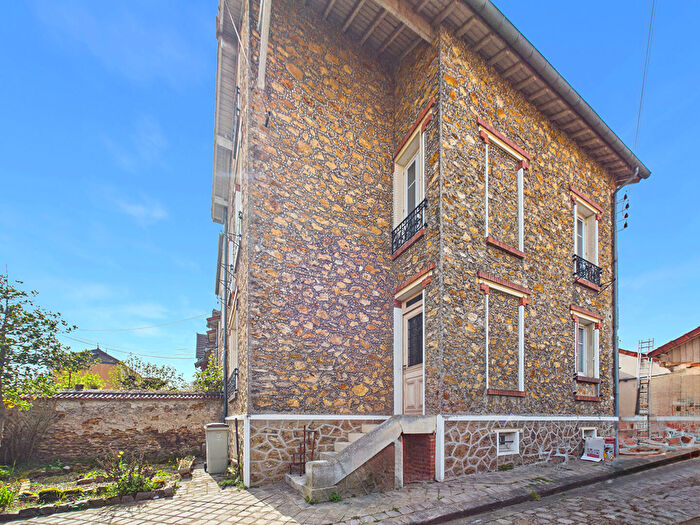 Maison à vendre - Brunoy, Nord - 7 pièces - 5 chambres