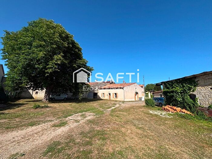 Mauzé-sur-le-Mignon - Maison 4 pièces à vendre