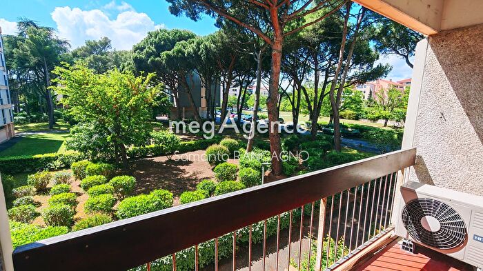 Appartement 5 pièces à vendre à Fréjus, Villeneuve