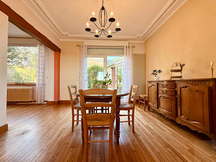 Maison à vendre - Montdidier - 8 pièces - 6 chambres