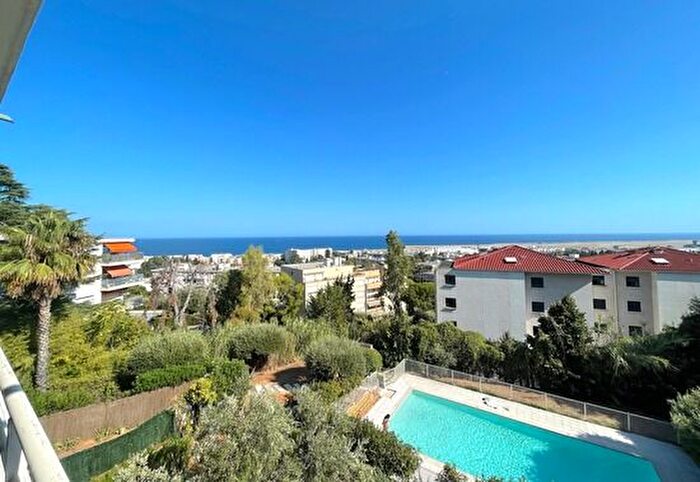 Appartement à louer - Nice, Lanterne - 2 pièces - 1 chambre