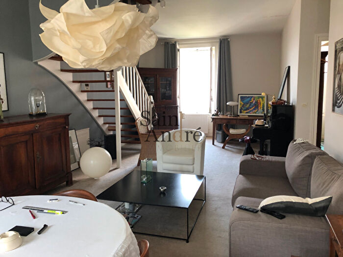 Appartement à louer - Angoulême, Centre-ville - 3 pièces - 2 chambres