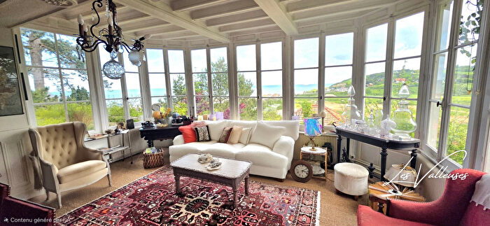 Hautot-sur-Mer : Maison 15 pièces à vendre