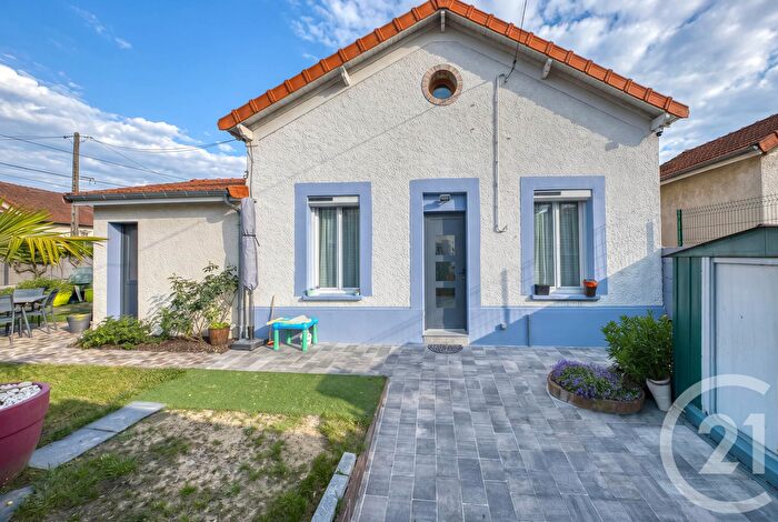 Maison à vendre - Vigneux-sur-Seine, Gabriel Péri, Ecoles - 4 pièces - 2 chambres