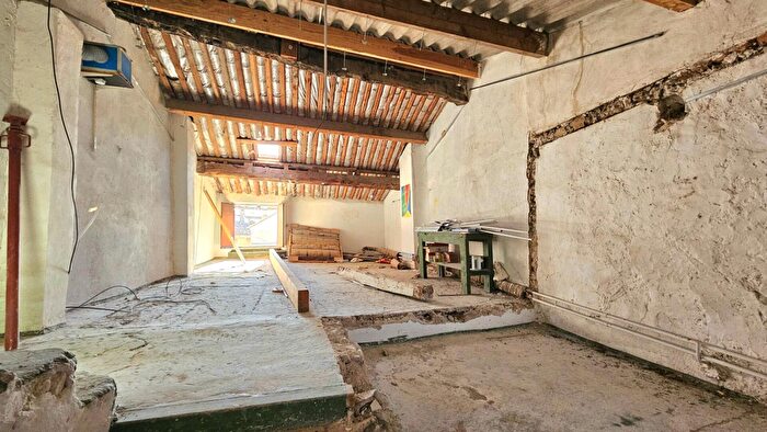 Maison 5 pièces à vendre à Claviers