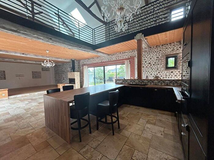 Maison 6 pièces à louer à Denguin