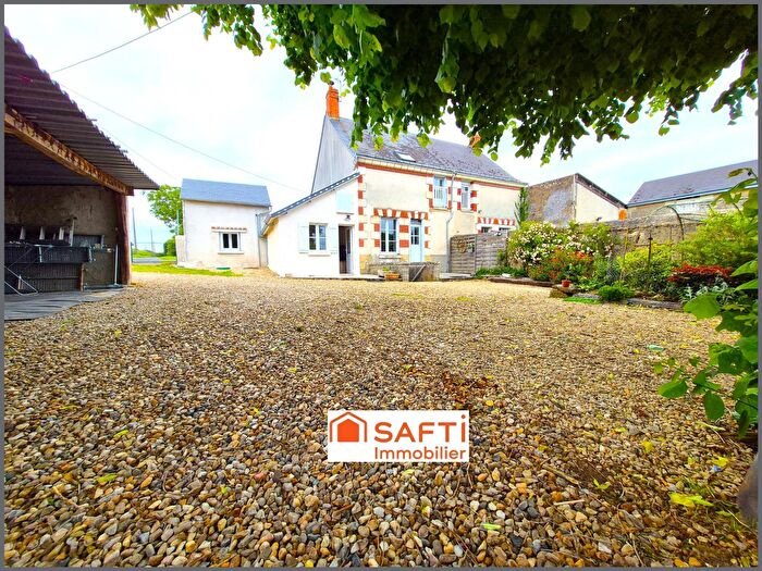 Maison 4 pièces à Descartes, à vendre