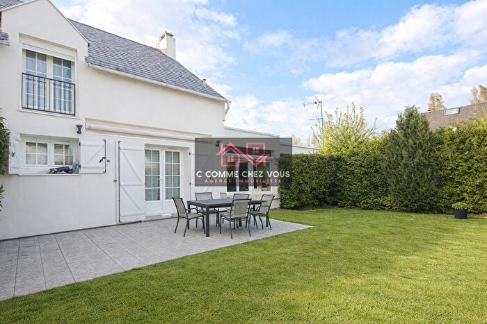 Maison à vendre - Ozoir-la-Ferrière - 5 pièces - 4 chambres