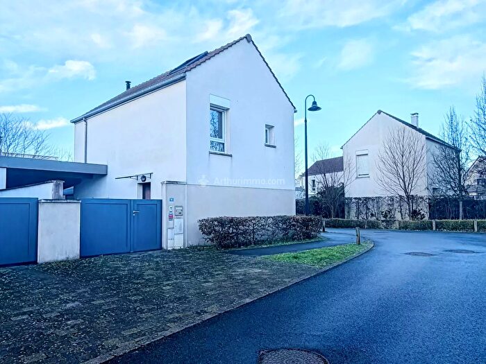 Maison à vendre - Chessy - 5 pièces - 4 chambres