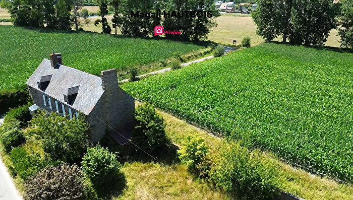 Maison 6 pièces à vendre à Le Val-Saint-Père