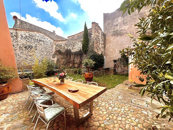 Maison à vendre - Caux - 11 pièces - 7 chambres