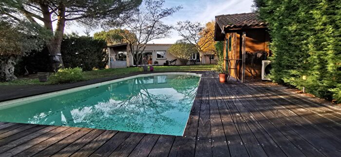 Maison à vendre - Ambarès-et-Lagrave, La Blanche, Bernatet, Saint-Denis, Chemin de Vie, Garlop - 6 pièces - 5 chambres