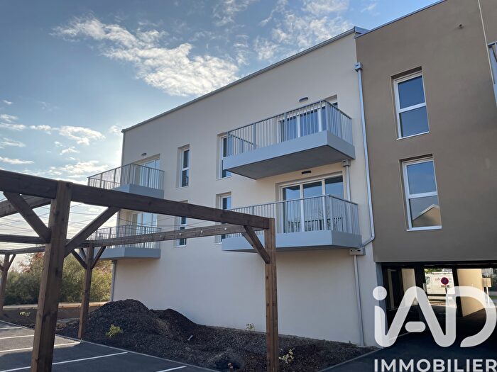 Appartement à louer - Montlouis-sur-Loire - 3 pièces - 2 chambres