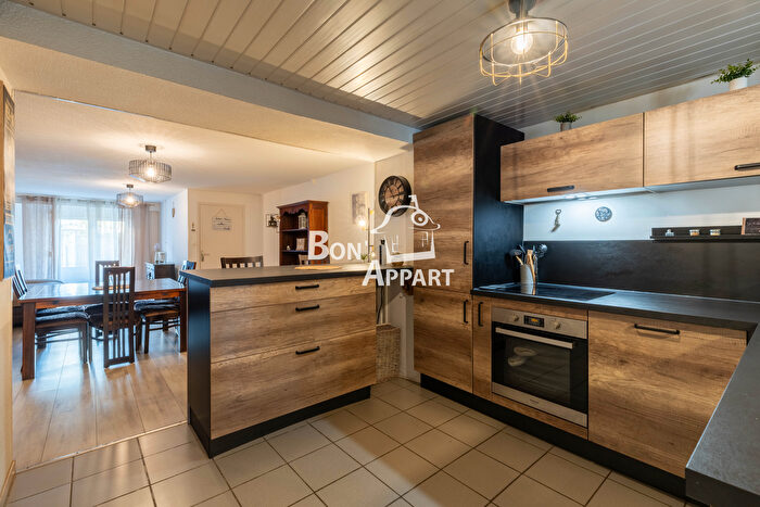 Appartement à vendre - Homécourt - 4 pièces - 2 chambres