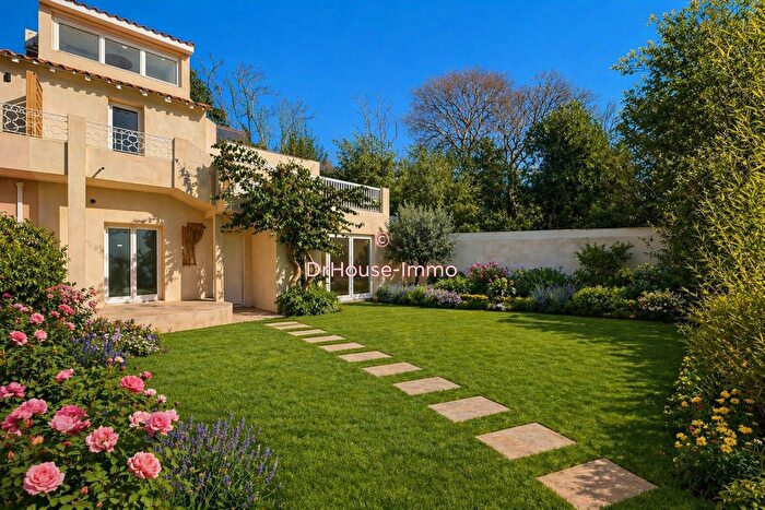 Marseille 8ème, Bonneveine : Maison 5 pièces à vendre