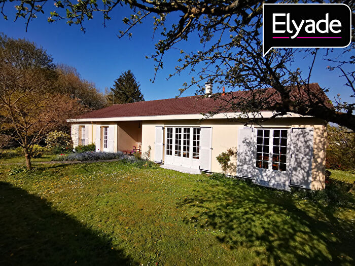 Maison à vendre - Saint-Marcel - 7 pièces - 4 chambres