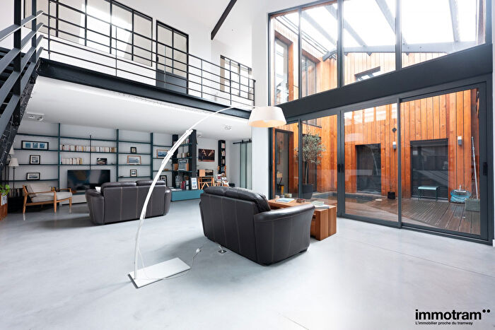 Maison à vendre - Villeneuve-dAscq - 5 pièces - 4 chambres