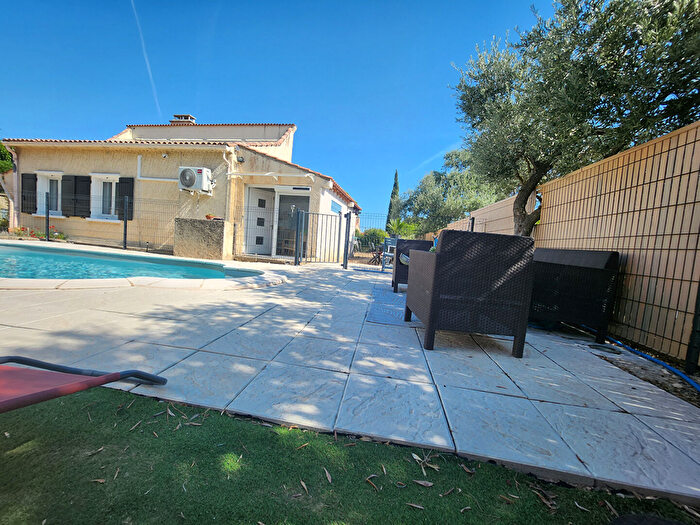 Saint-Saturnin-lès-Avignon - Maison 5 pièces à vendre