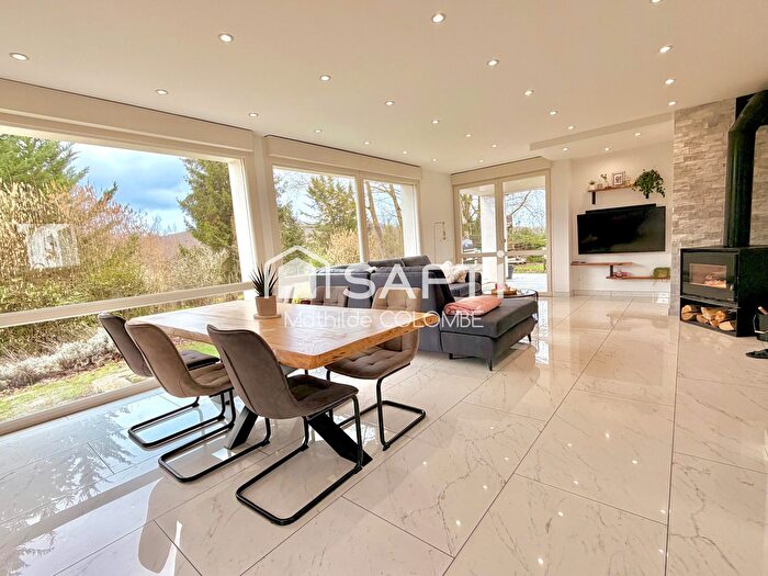 Maison à vendre - Laon, Montreuil, La Neuville, Marquette - 7 pièces - 5 chambres