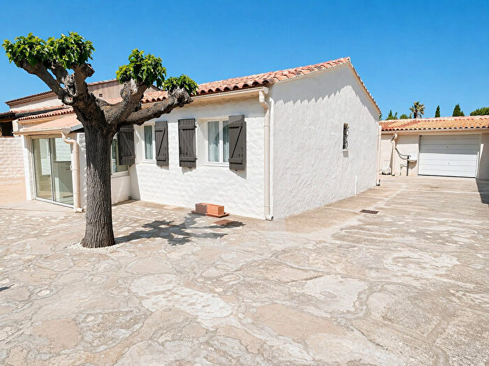Maison 4 pièces à vendre à LIsle-sur-la-Sorgue, Névons