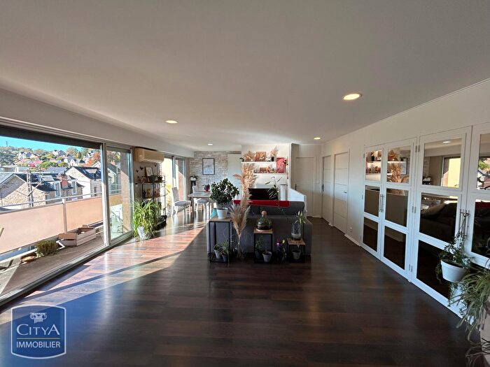 Appartement à vendre - Brive-la-Gaillarde, Pont de La Bouvie, Gaubre, Estavel, Tujac - 5 pièces - 3 chambres