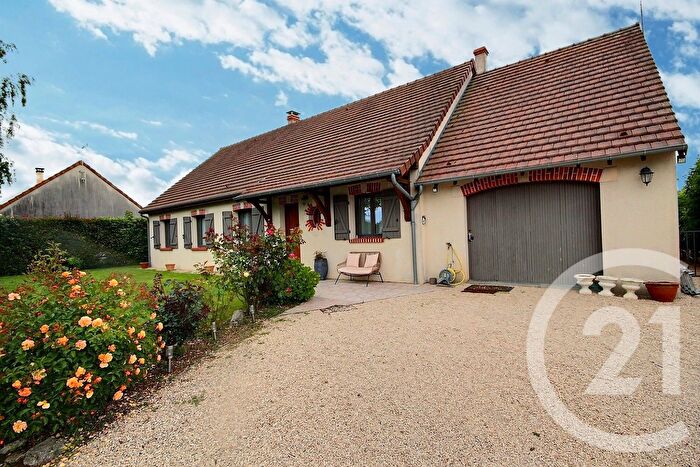 La Chapelle-Saint-Martin-en-Plaine - Maison 5 pièces à vendre