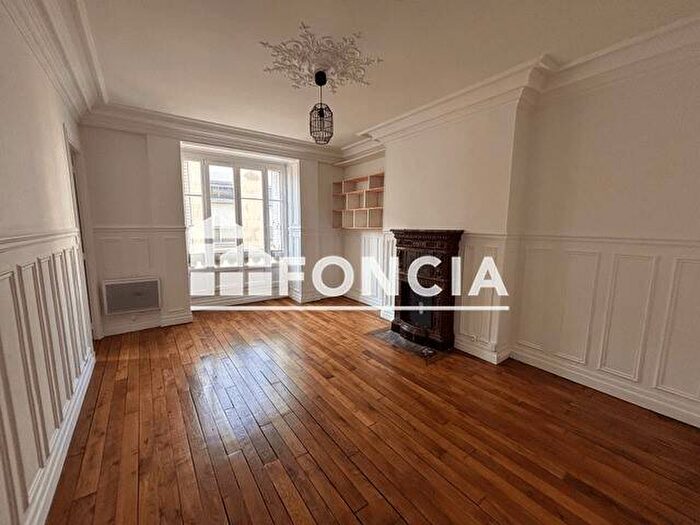 Appartement à louer - Paix-Etienne dOrves, Bois-Colombes - 4 pièces - 3 chambres