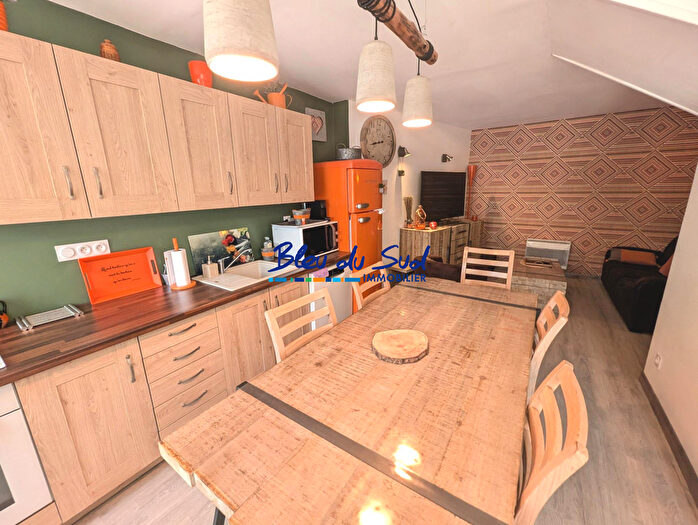 Maison à vendre - Fillols - 4 pièces - 3 chambres