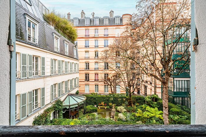 Appartement à vendre - Paris e , Rennes - 4 pièces - 3 chambres