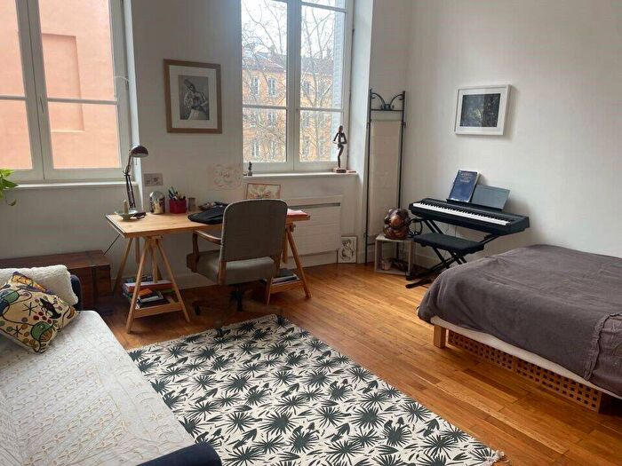 Appartement 3 pièces à Croix Rousse Centre, Lyon 4ème arrondissement, à louer